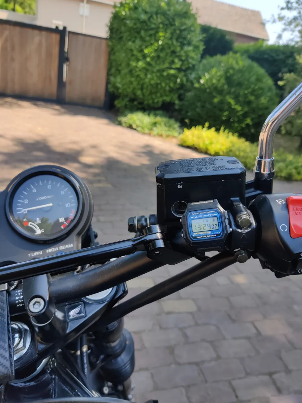Motorcycle Casio F-105W Mount by IJsklontje - MakerWorld