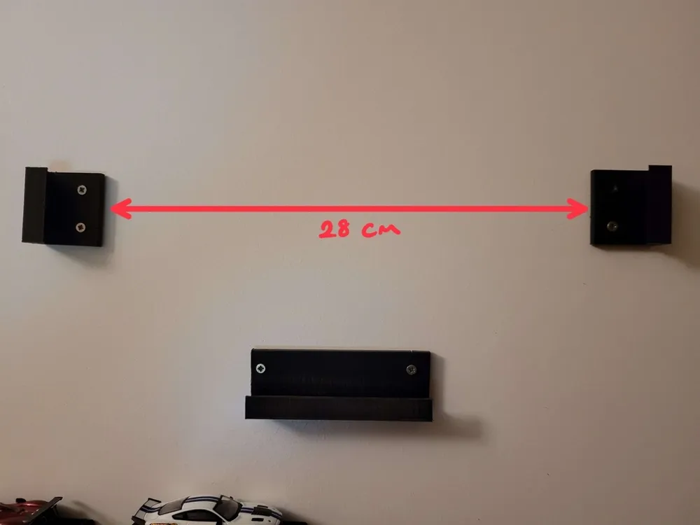 Bburago 1/18 Scale F1 Car Wall Mount by aonarcan MakerWorld: Download ...