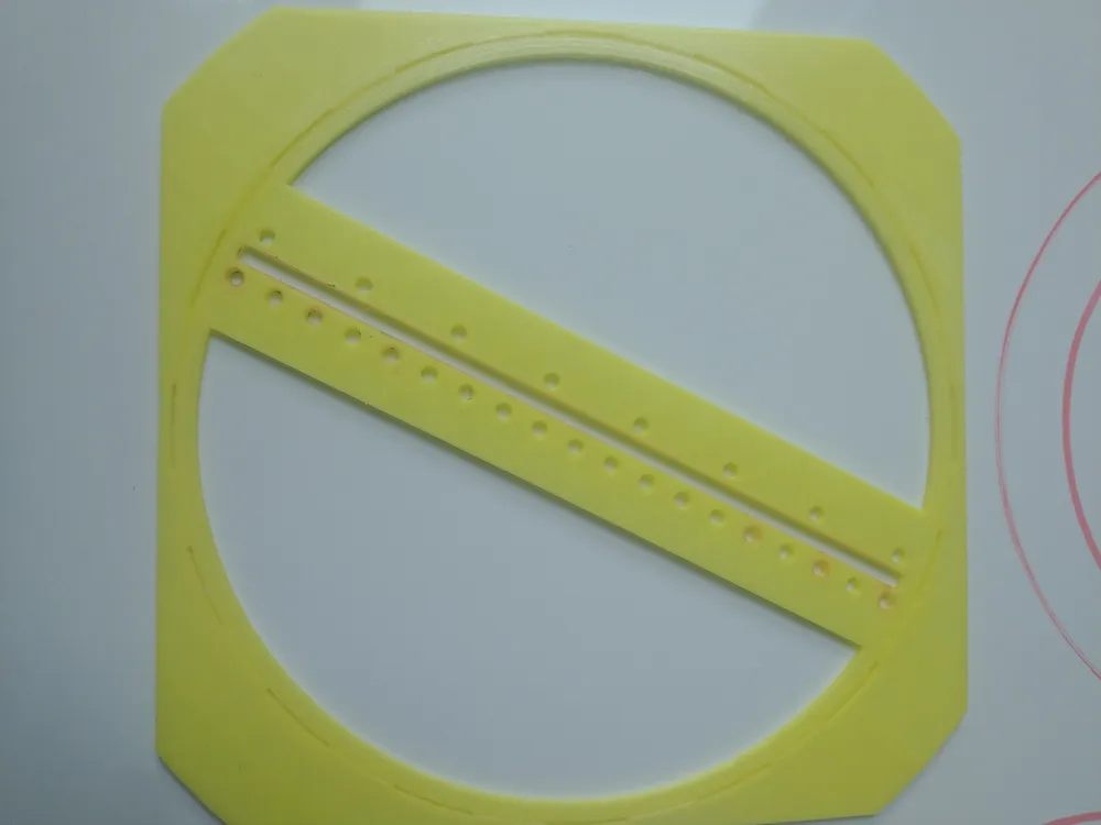 Circle helper target stencil by NagyBig - MakerWorld