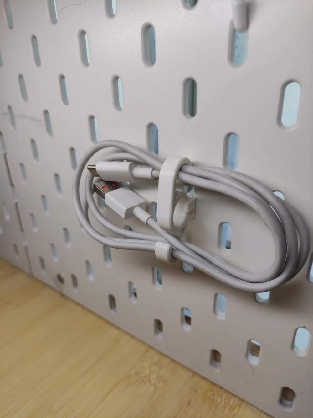 Skadis Connector for S-Shaped Cable Clip Remixed by GianstrMakerWorld ...