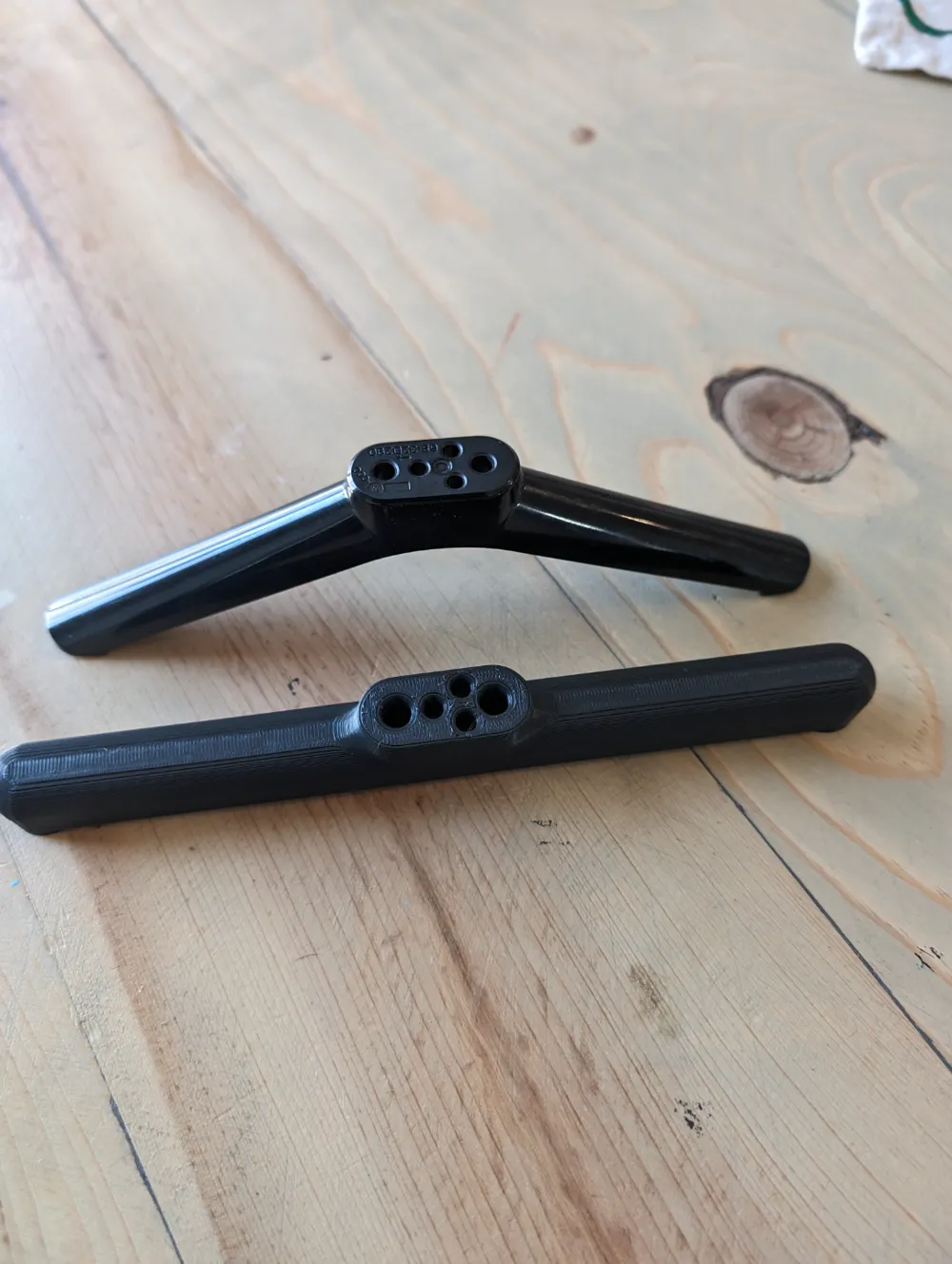 Low Profile TCL/Onn TV Legs by sepurk - MakerWorld