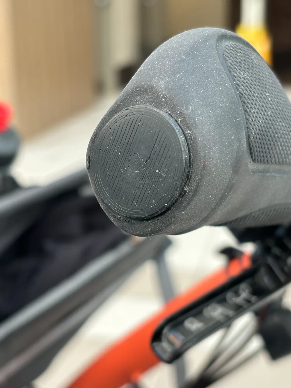 Bicycle Handlebar End Cap by Chris Lipscombe - MakerWorld
