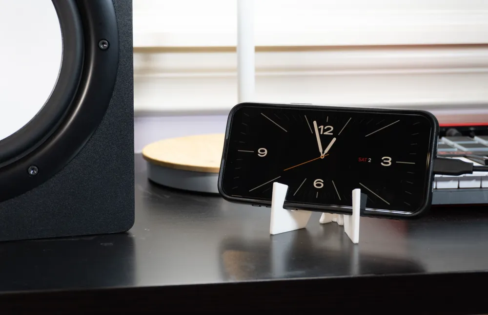 Foldable Phone Stand Keychain by Mango Makes - MakerWorld