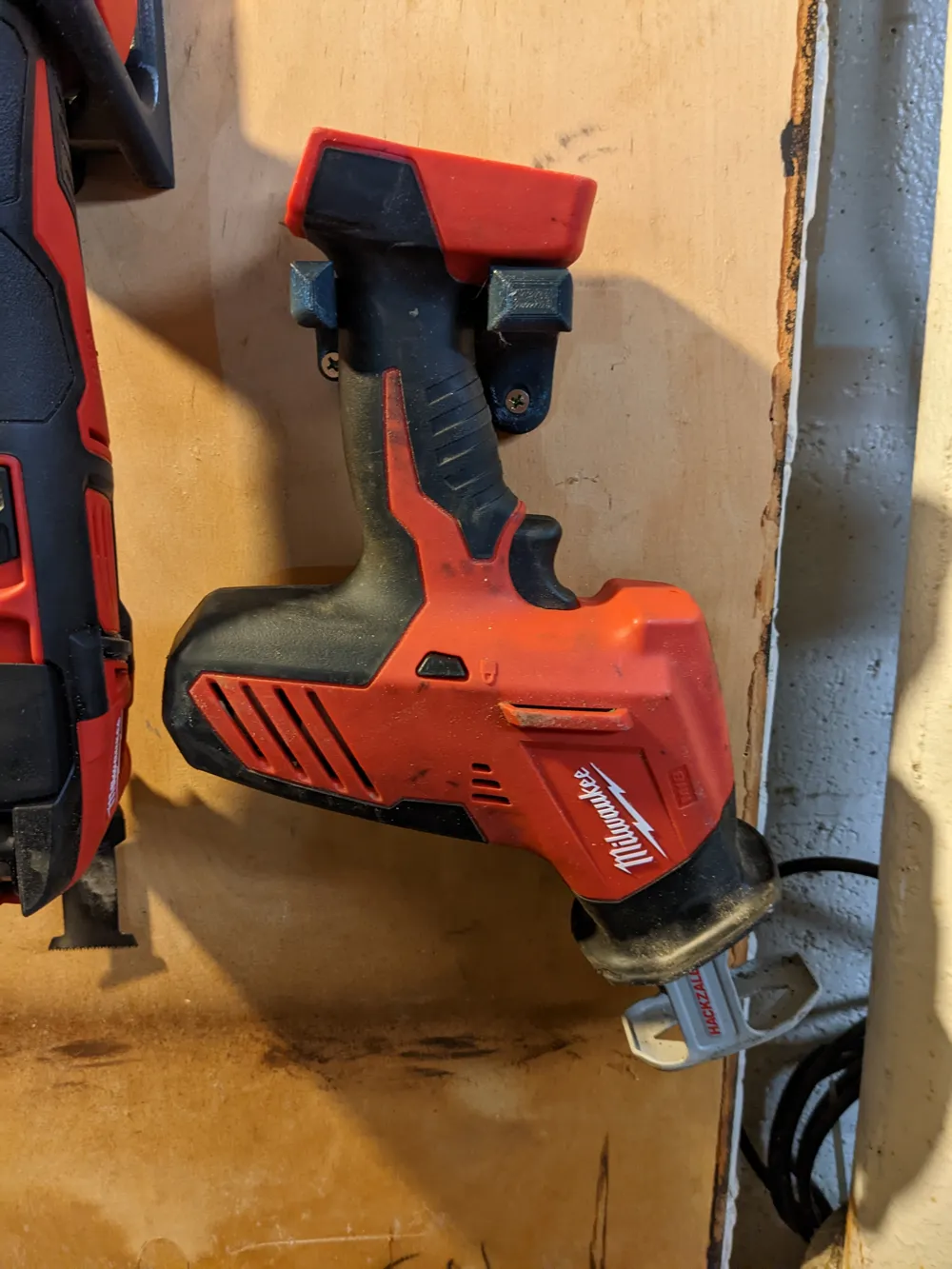 Milwaukee M18 Drill Mount / Holder by Fantastic Plastic Person - MakerWorld
