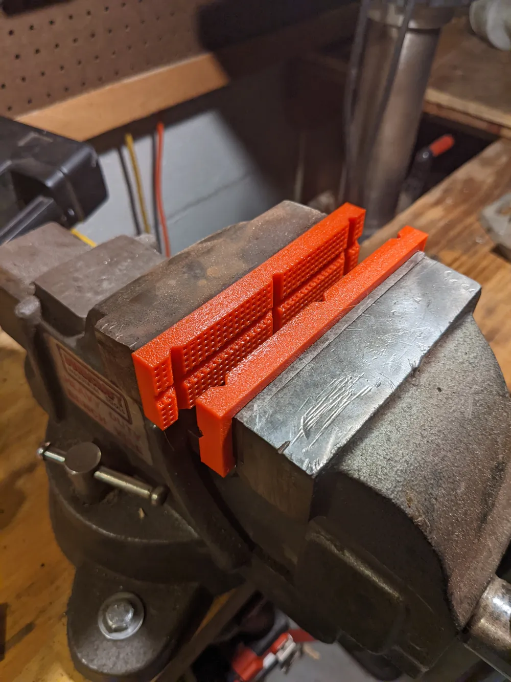 Soft Jaws for Vice by Fantastic Plastic Person - MakerWorld