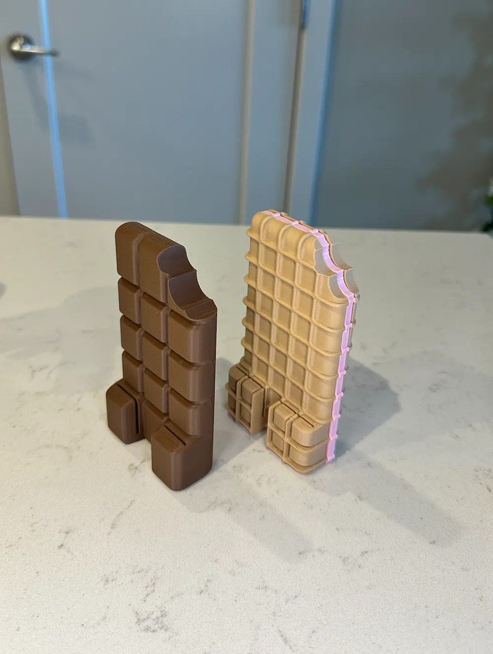 Instax Polaroid Strawberry Wafer Stand by Allthebuz3D - MakerWorld