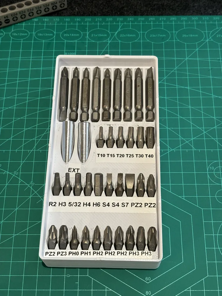 Hex Holder Gridfinity 4x2 (4U tall) - holds long, short and extender ...