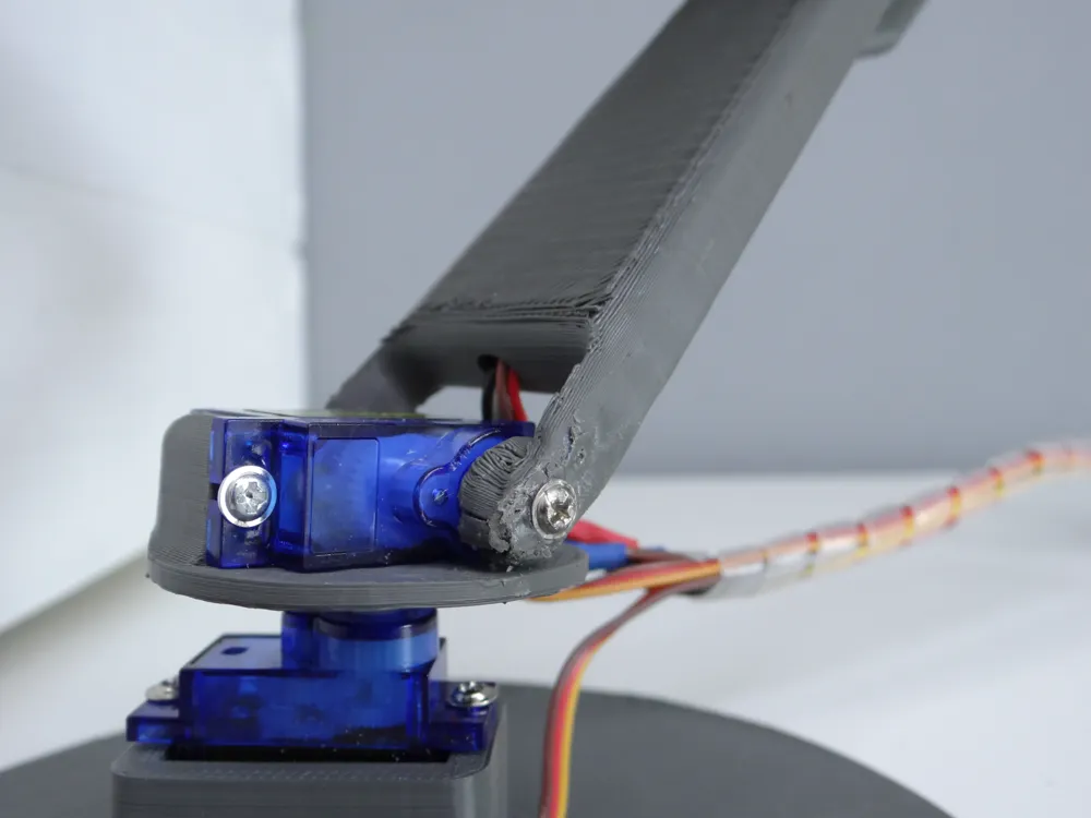 Arduino Bluetooth Voice Controlled Moving Lamp by Nikodem Bartnik ...