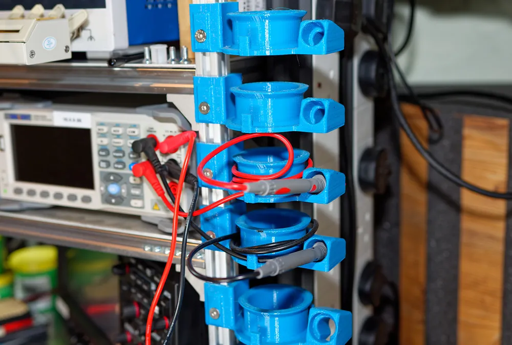 Digital Multimeter/Oscilloscope Probe Holder for 2020 Extrusion by Mark ...