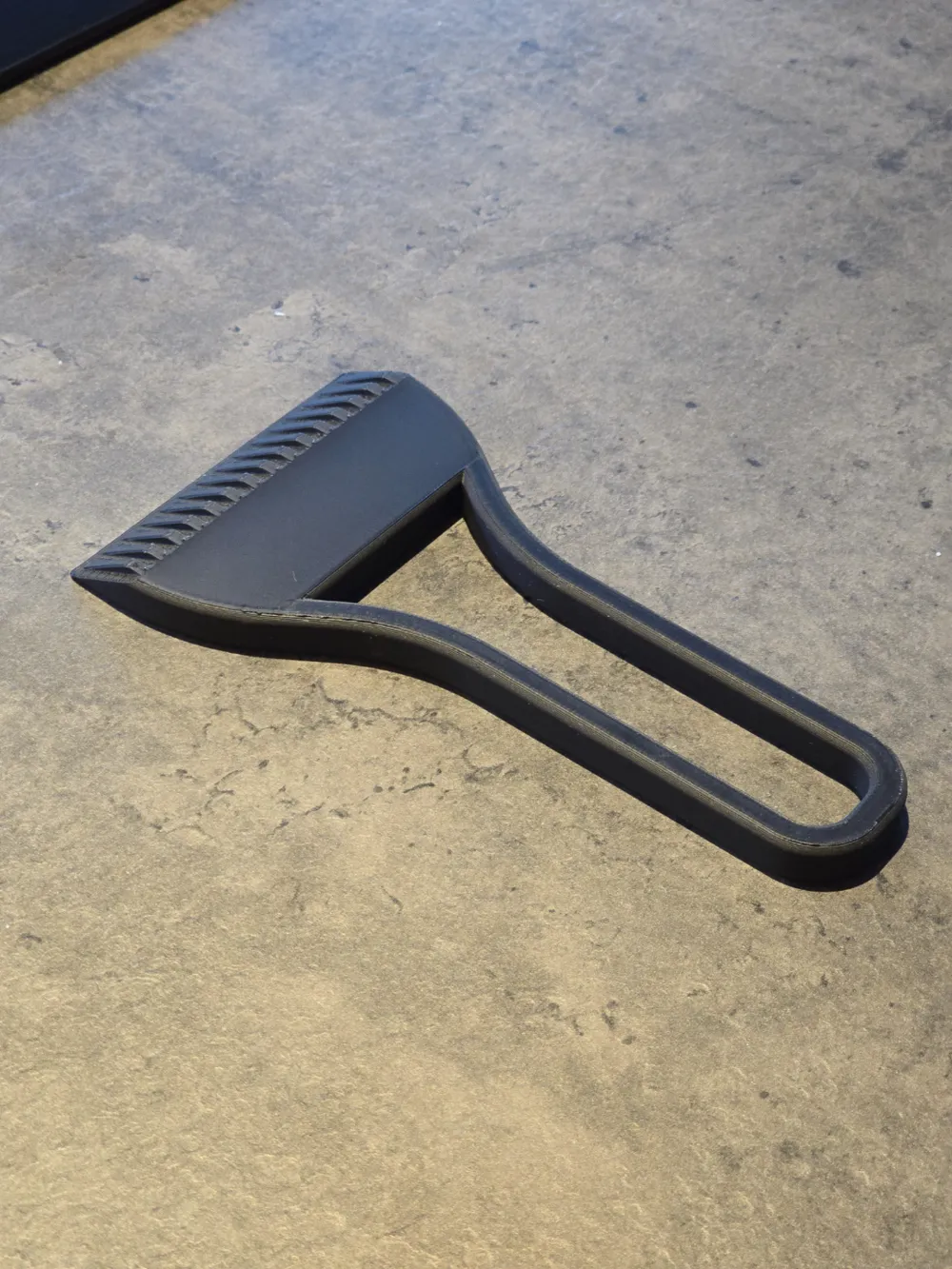 Ice scraper - Free 3D Print Model - MakerWorld