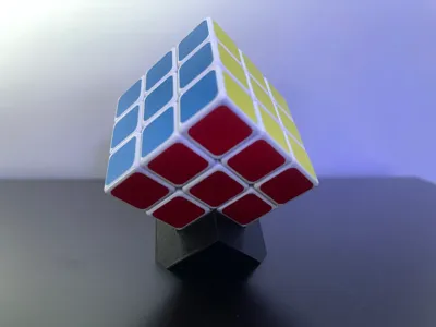 Rubiks cube holder/stand by UsefulPrints - MakerWorld