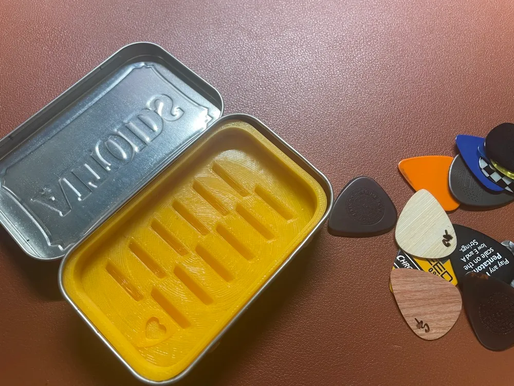 Altoids tin Guitar Pick Case by mroven - MakerWorld