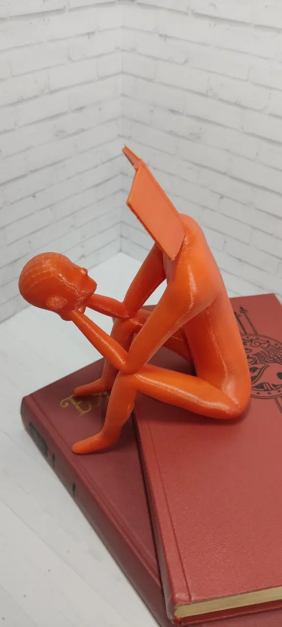 Book Reads Man, Statuette - Free 3D Print Model - MakerWorld
