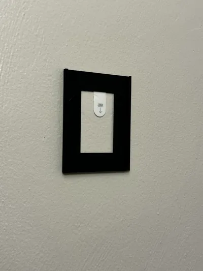 Toploader Wall Mount Display by Willy_Q92 - MakerWorld