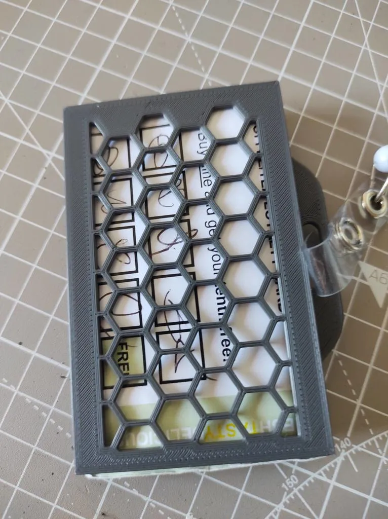 ID Card Holder with section for paper loyalty card by Ranger - MakerWorld