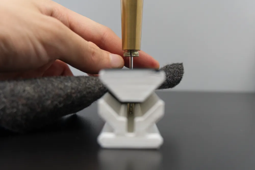 Awl Guide - Sewing and Bookbinding by Souzoumaker - MakerWorld