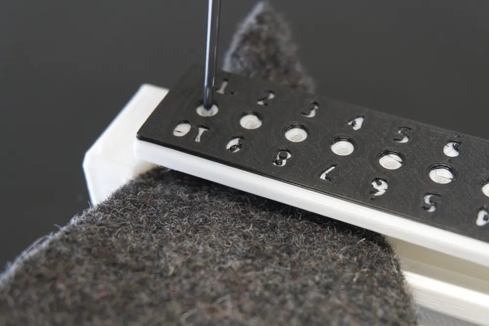 Awl Guide - Sewing and Bookbinding by Souzoumaker - MakerWorld