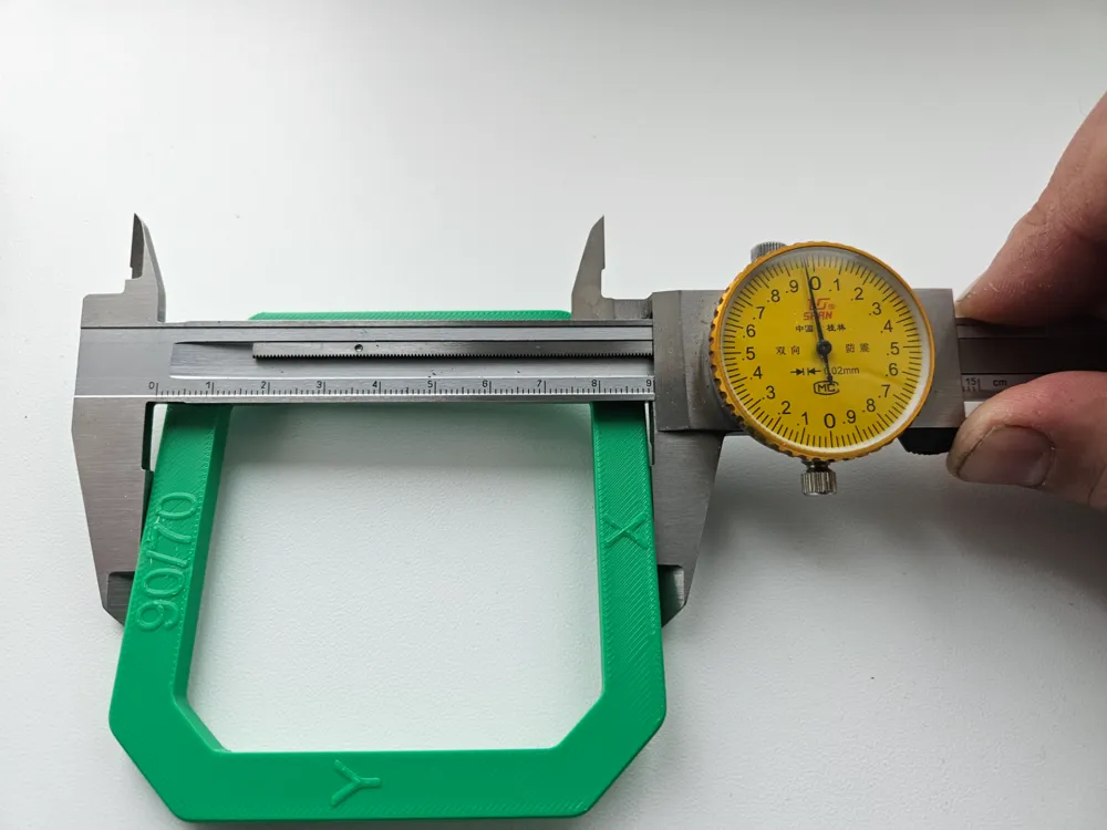 Calibration square for x/y and skew correction by Tarasyk - MakerWorld