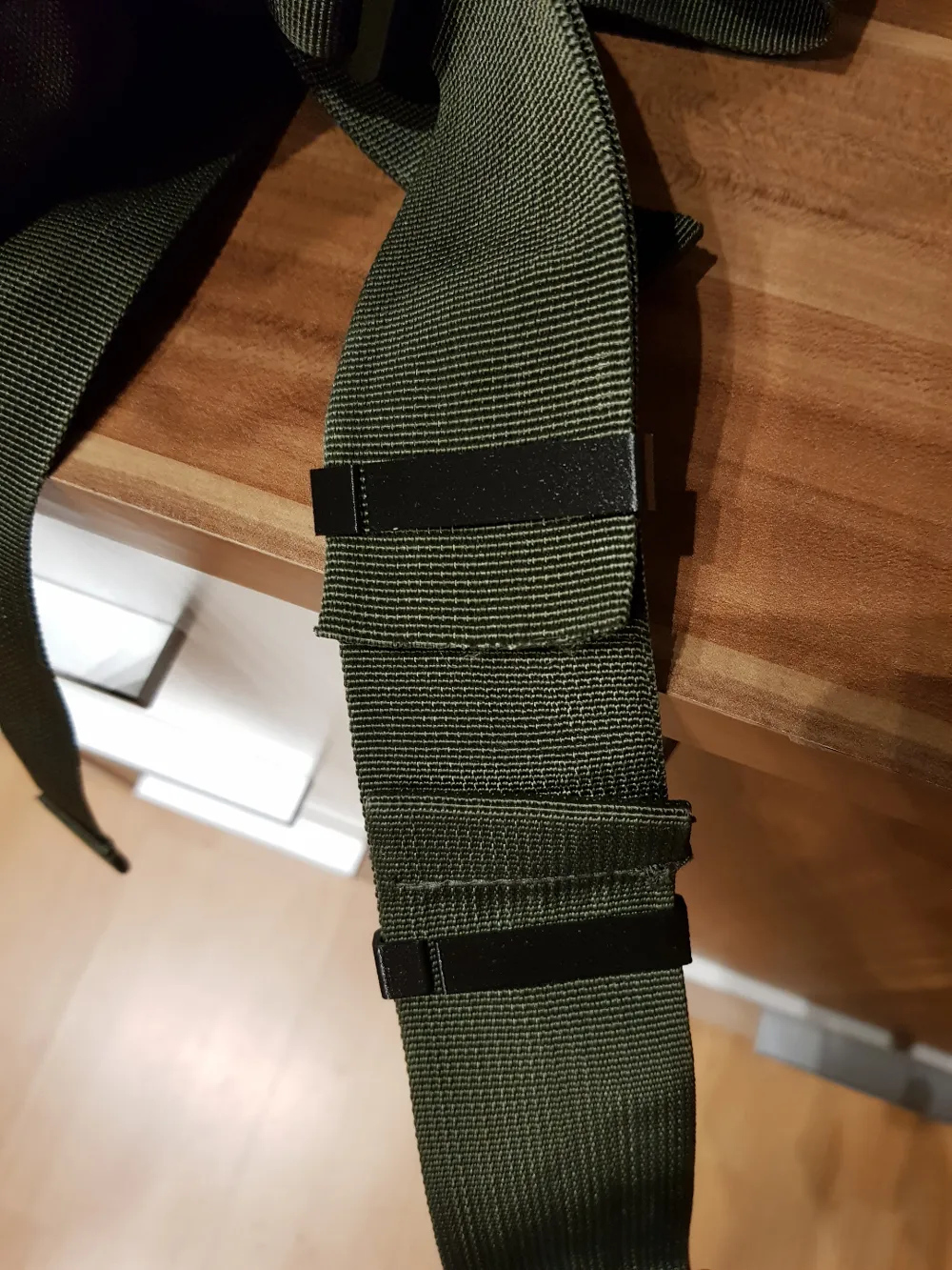 Backpack strap clips - simple and tight by HAMMER_T - MakerWorld