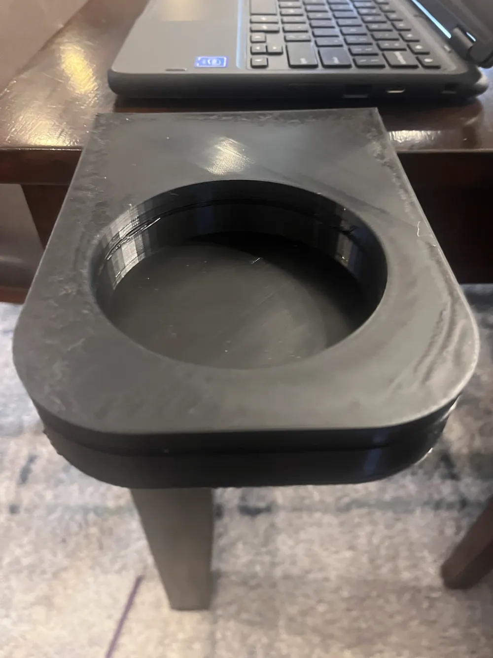 Desktop cup holder by witty_creates - MakerWorld