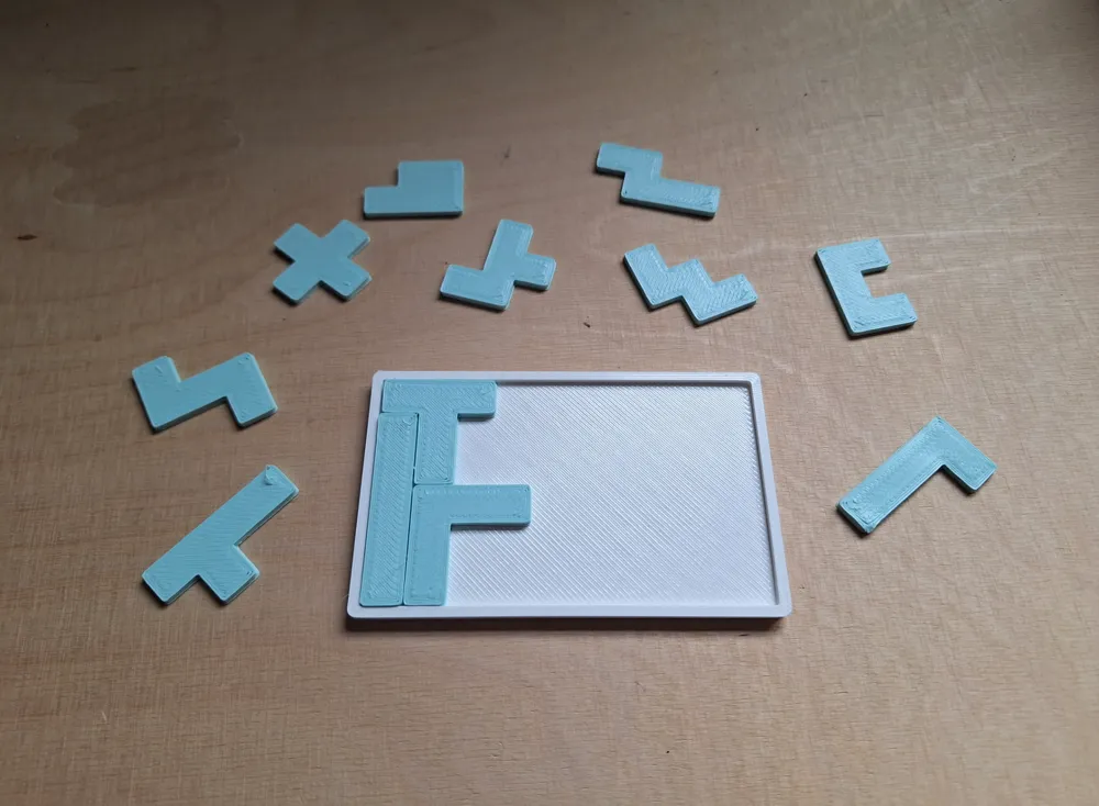 2D pentomino puzzle #1 by lander.hoolsteens - MakerWorld