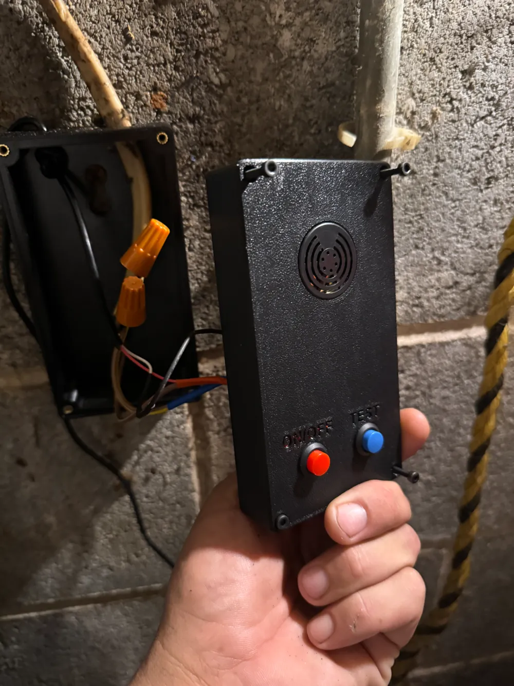 Septic tank Alarm Float alarm by user_969455345 - MakerWorld