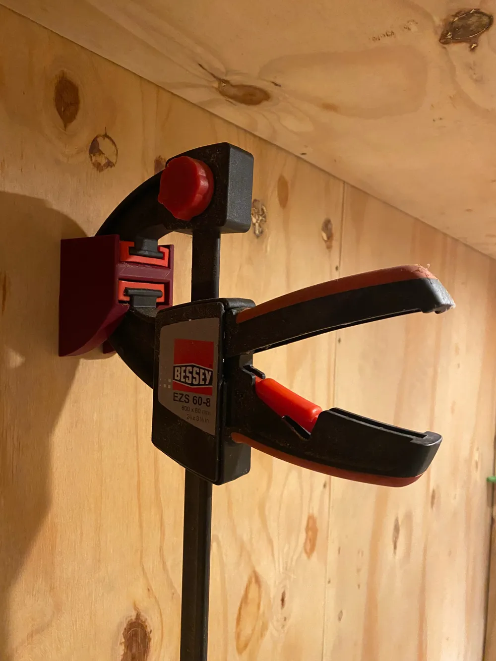 Bessey EZS clamp holder by Sebastiaan - MakerWorld