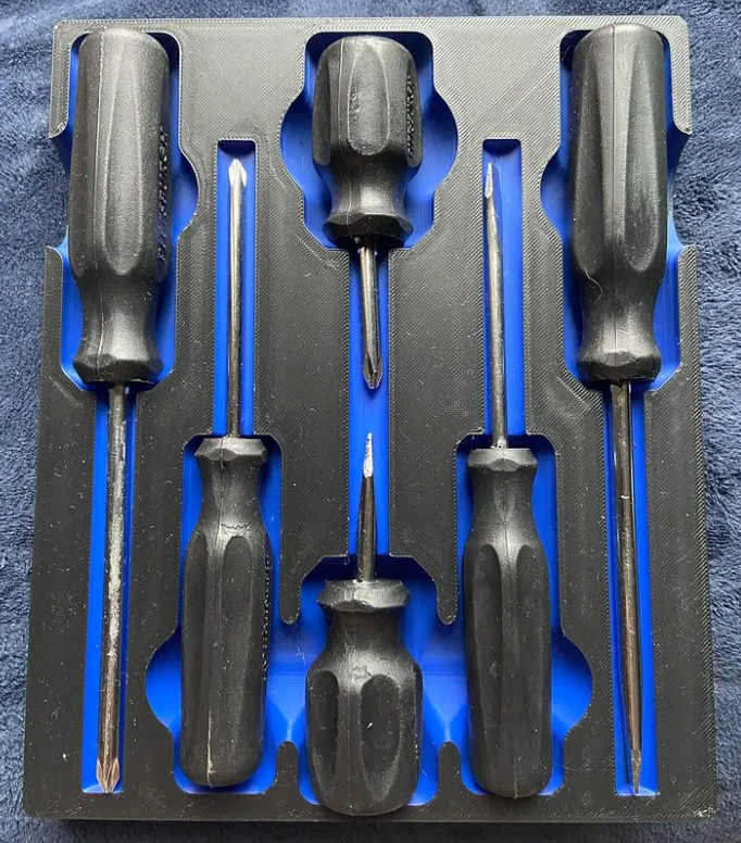 Screw Driver Tray by williamsphoto500 - MakerWorld