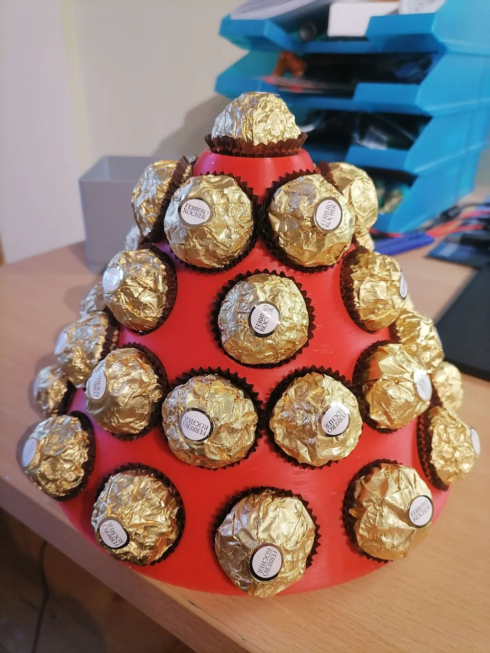Ferrero Rocher pyramid - gift 37 pcs by migas - MakerWorld