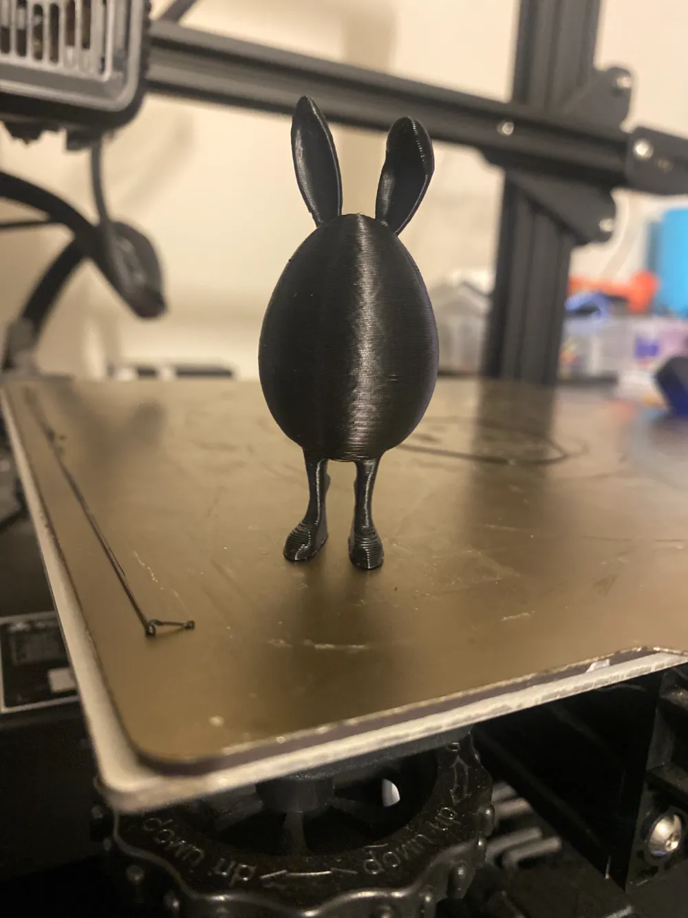 Egg With Legs by Towelie - MakerWorld
