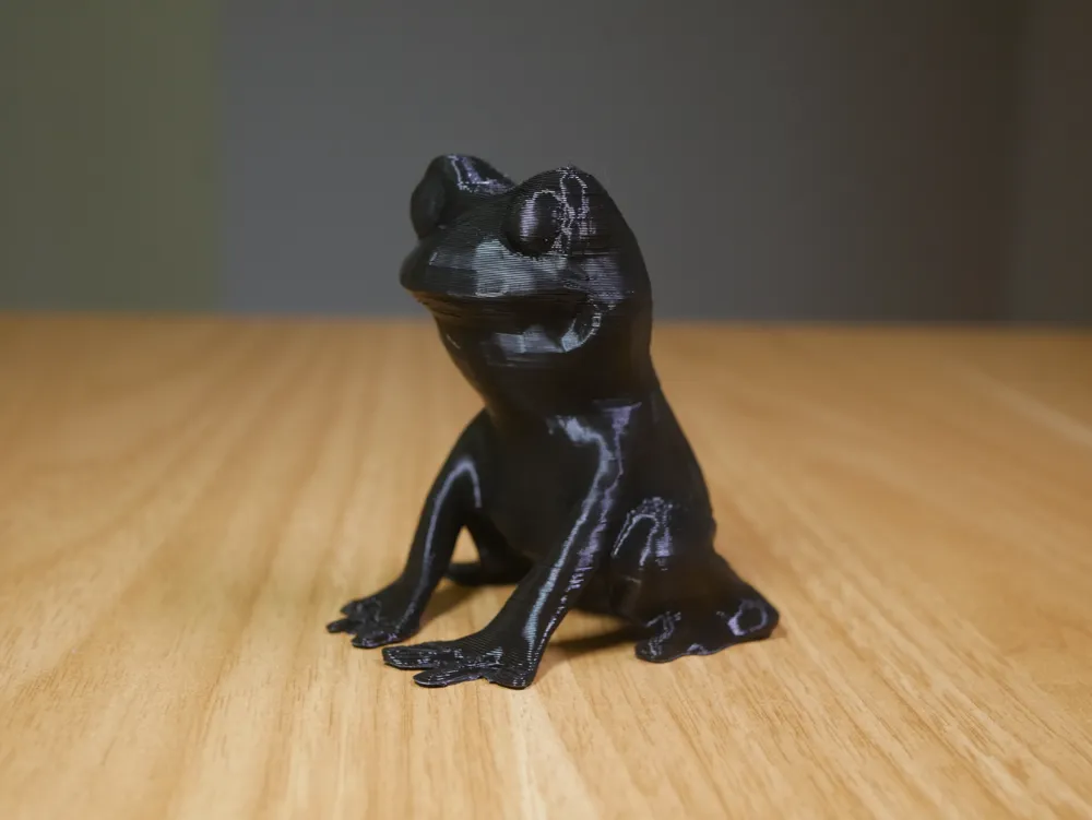 Cute frog sitting figure by Nikodem Bartnik - MakerWorld
