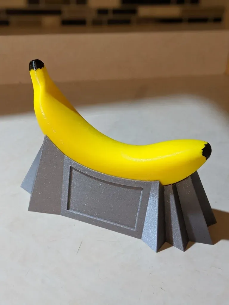banana trophy (customable) by cutebanana - MakerWorld