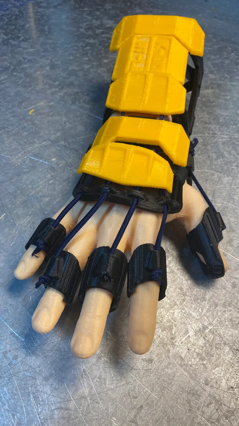 Hand Orthesis for humans - Godzilla x Kong 2024 by Gino Tubaro - MakerWorld