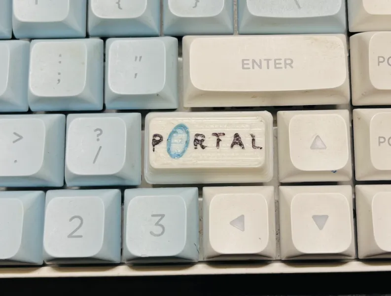 Portal Keycap - 1.75u by prawnsoup - MakerWorld
