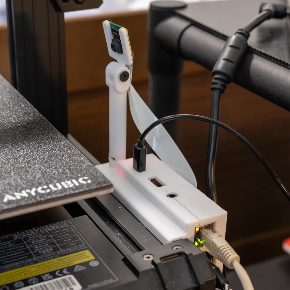 Raspberry casing for 3D printer aluminum profile by Eymeric Chauchat ...