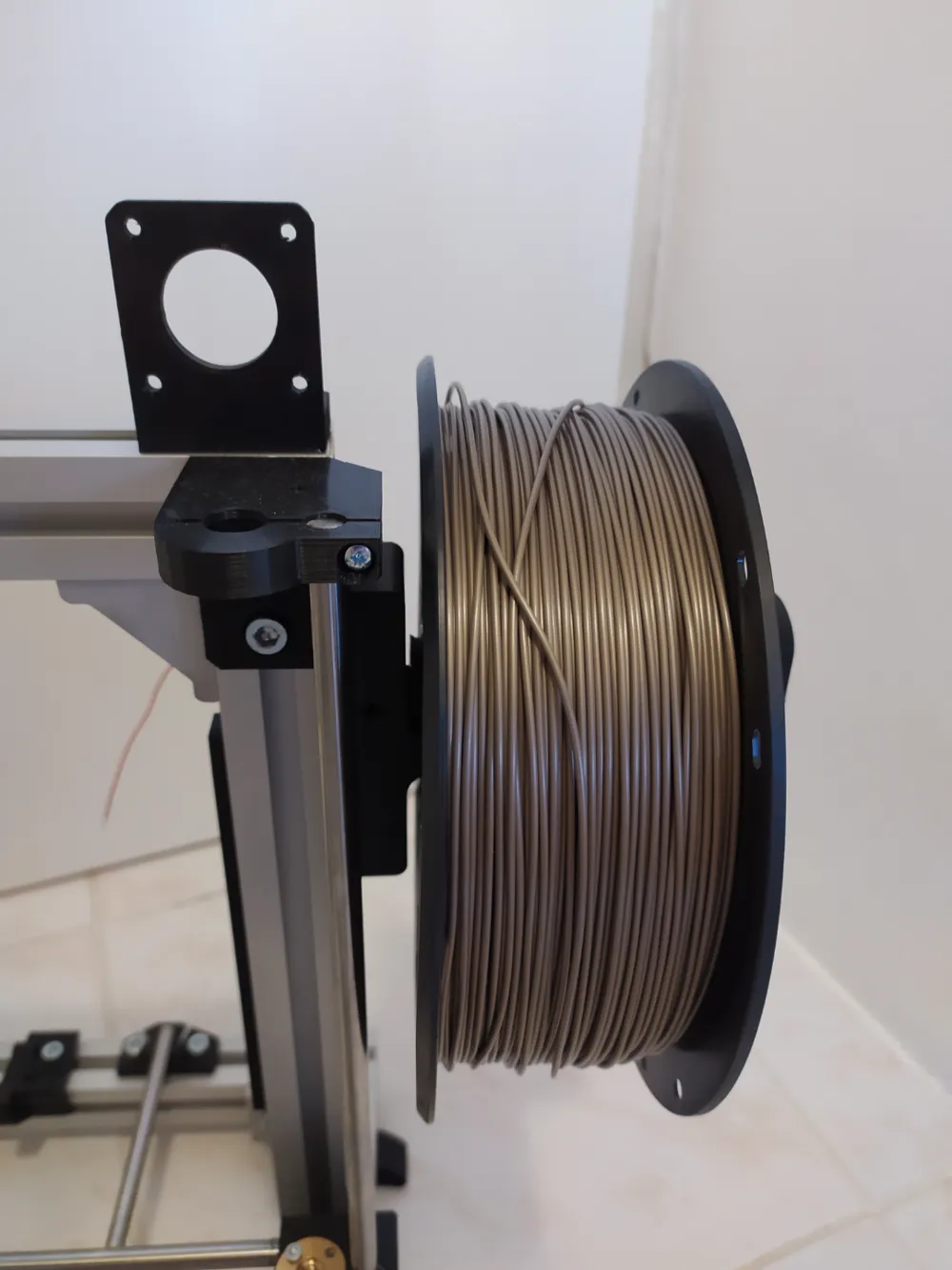 FILAMENT HOLDER BEARING 608 3030 PROFILE by MartyPilsen - MakerWorld