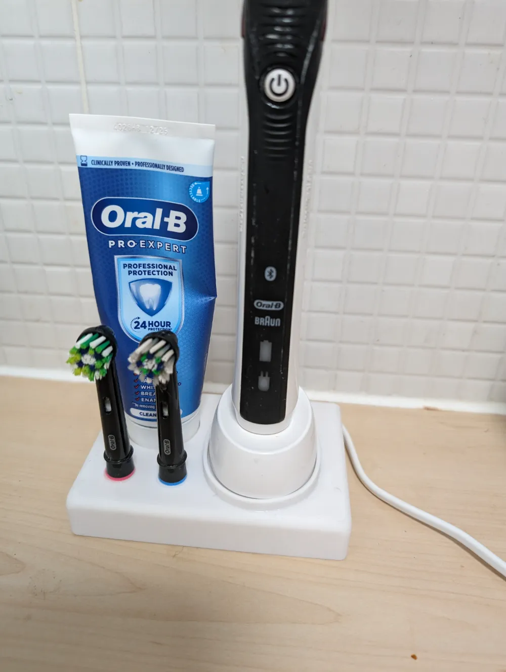 Oral B Holder by Paul Roseby - MakerWorld