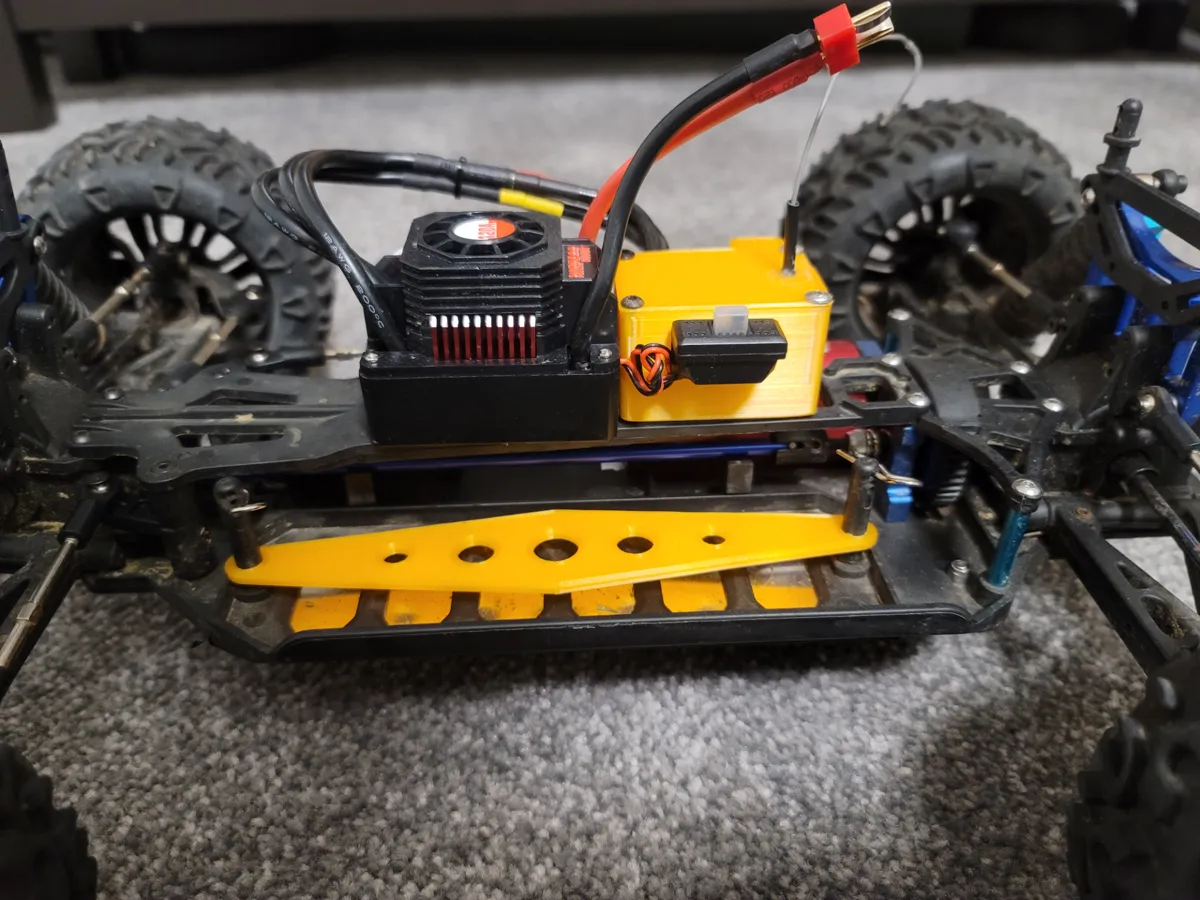 FTX RC Carnage Bugsta Vantage Battery Hold Down by Rowan2002 MakerWorld ...