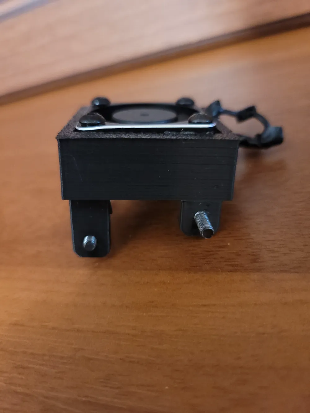 Traxxas Slash 2wd Motor Fan Mount by RC_Car_Garage - MakerWorld