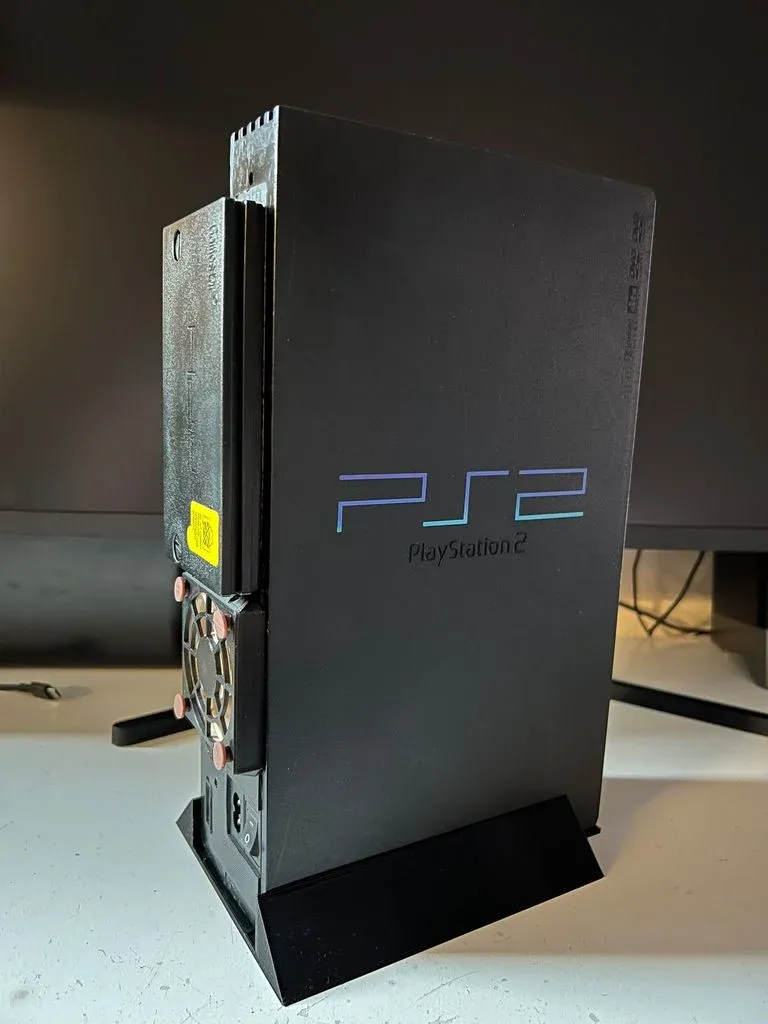 PlayStation 2 Vertical Stand by santiis2010 - MakerWorld