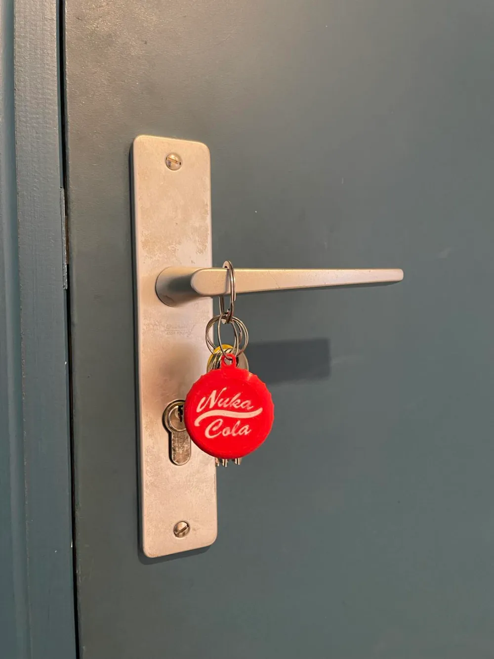 Fallout Keychain Nuka Cola Caps by Ch tis Makers - MakerWorld