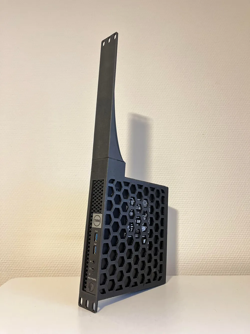 Dell Optiplex Micro - 19" 1U Rack Mount Bracket by Flobi | 3D Land ...