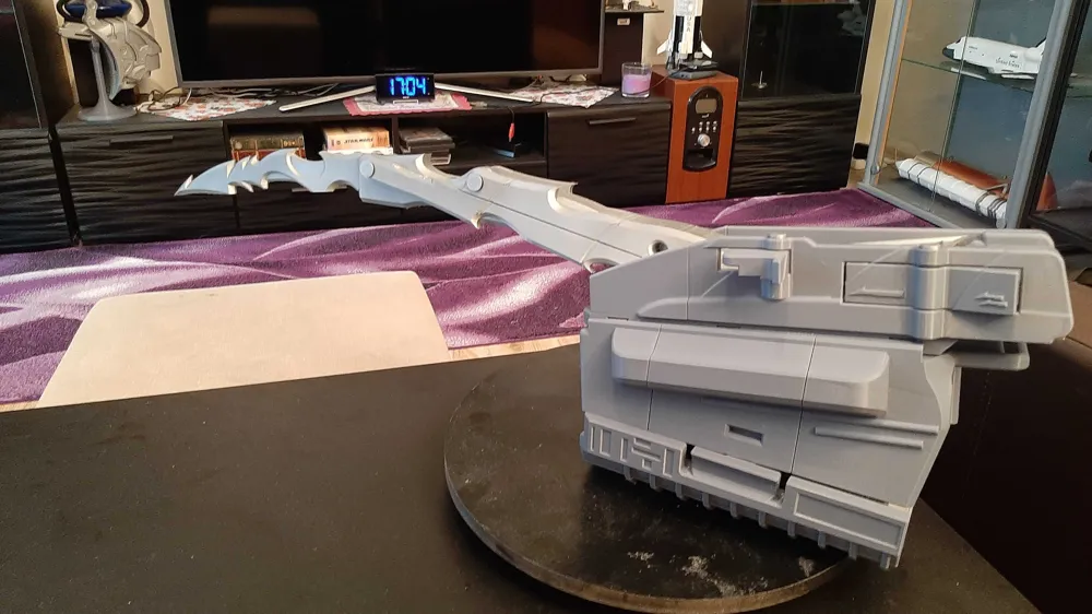 Predator gauntlet with Wrist Blade and Scimitar by martin.taichl ...