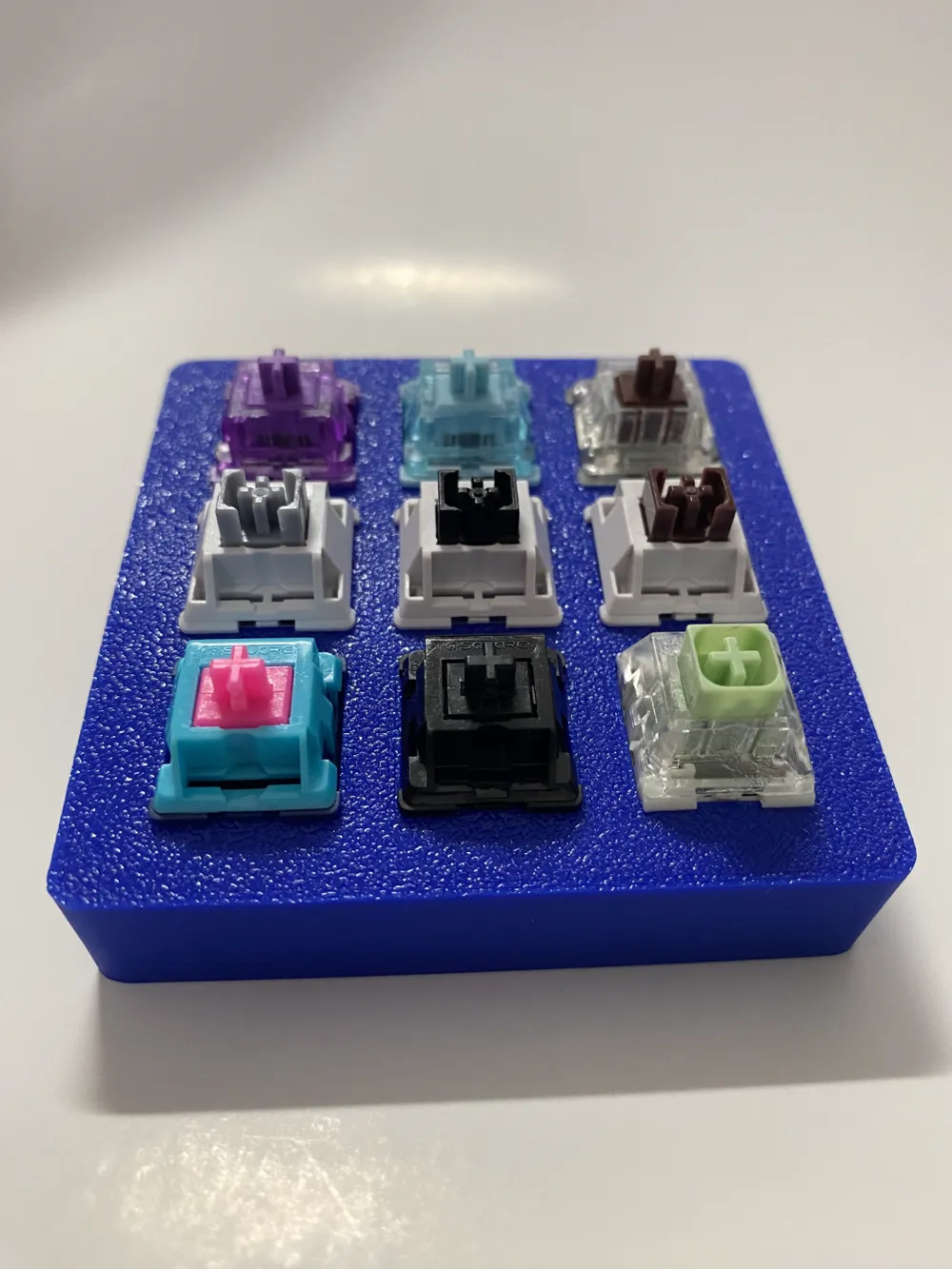 Mechanical Keyboard Switch Display by LoneWolf - MakerWorld