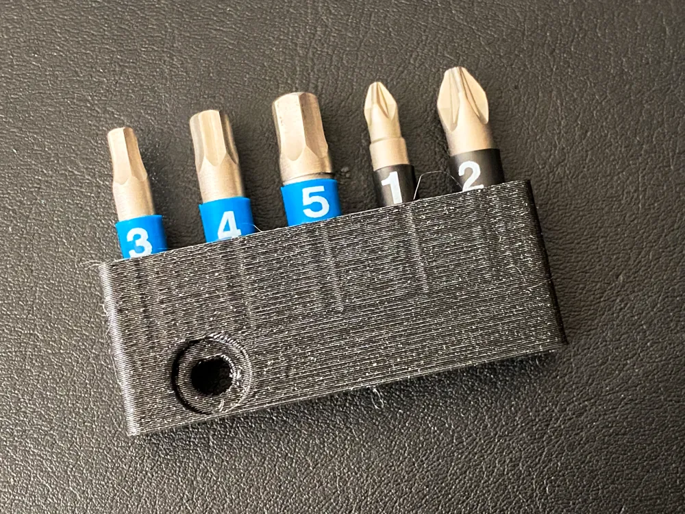 Driver bit holder by themaninthesuitcase - MakerWorld