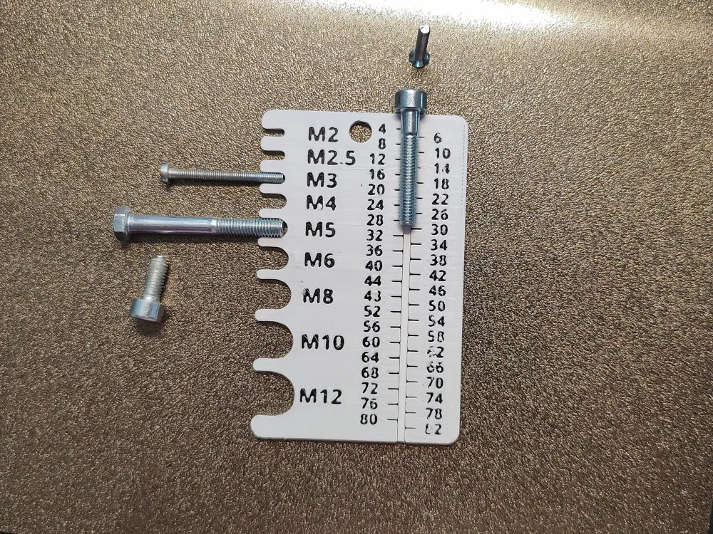 Screw measuring tool - card size - M2-M12, 0-82 mm by RH3D - MakerWorld