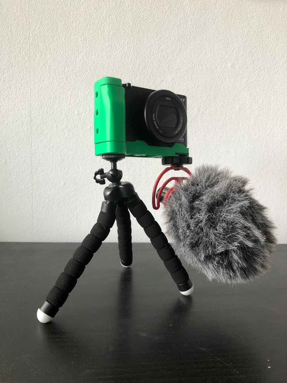Camera Rig for Sony ZV1 by Factory_LNG - MakerWorld