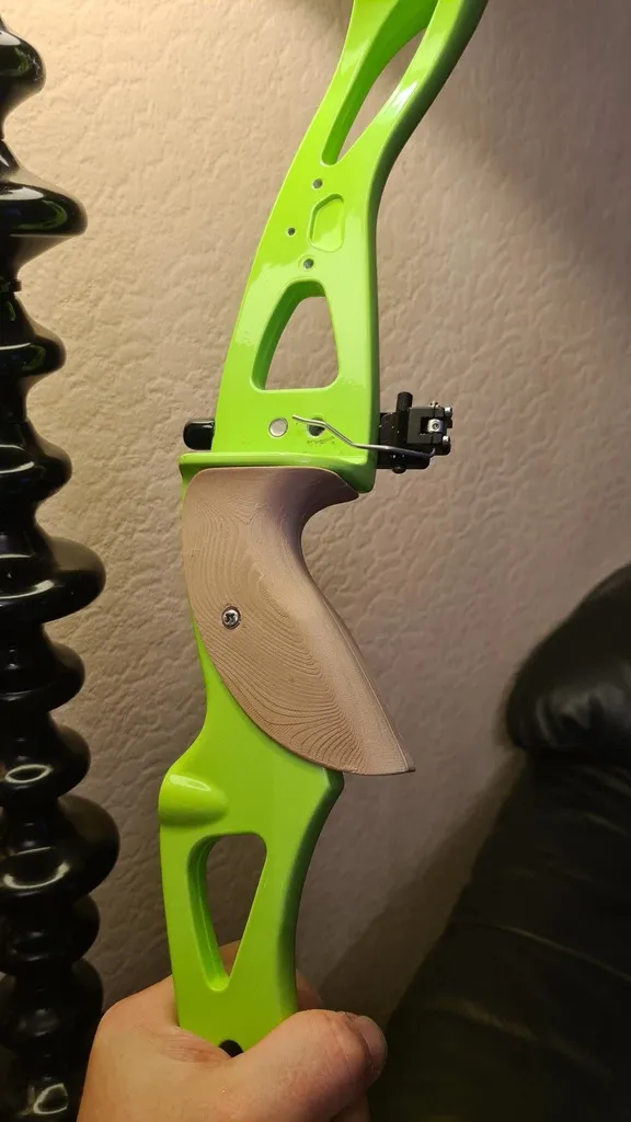 Recurve bow WNR / SF grip by lokijester - MakerWorld