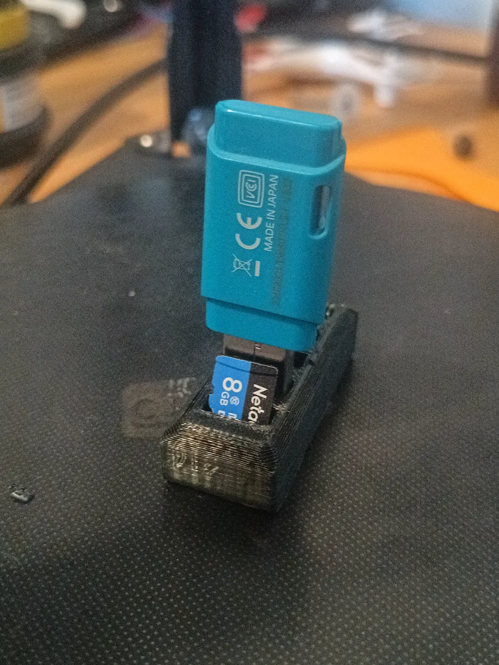 simple USB holder by theLizardGuy - MakerWorld