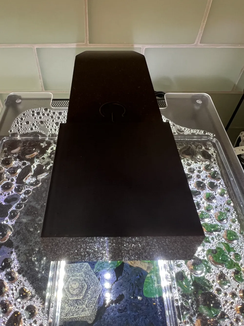 Fluval Betta Tank Light Blocker by pandamnky2020 - MakerWorld